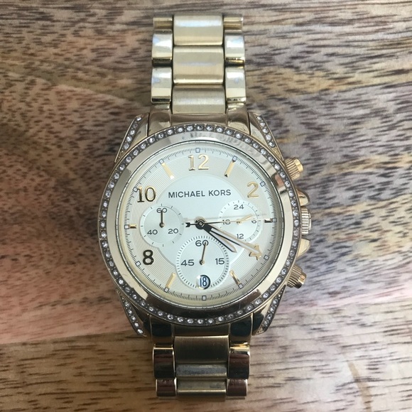Michael Kors | Jewelry | Michael Kors Mk566 Blair Goldtone Stainless ...